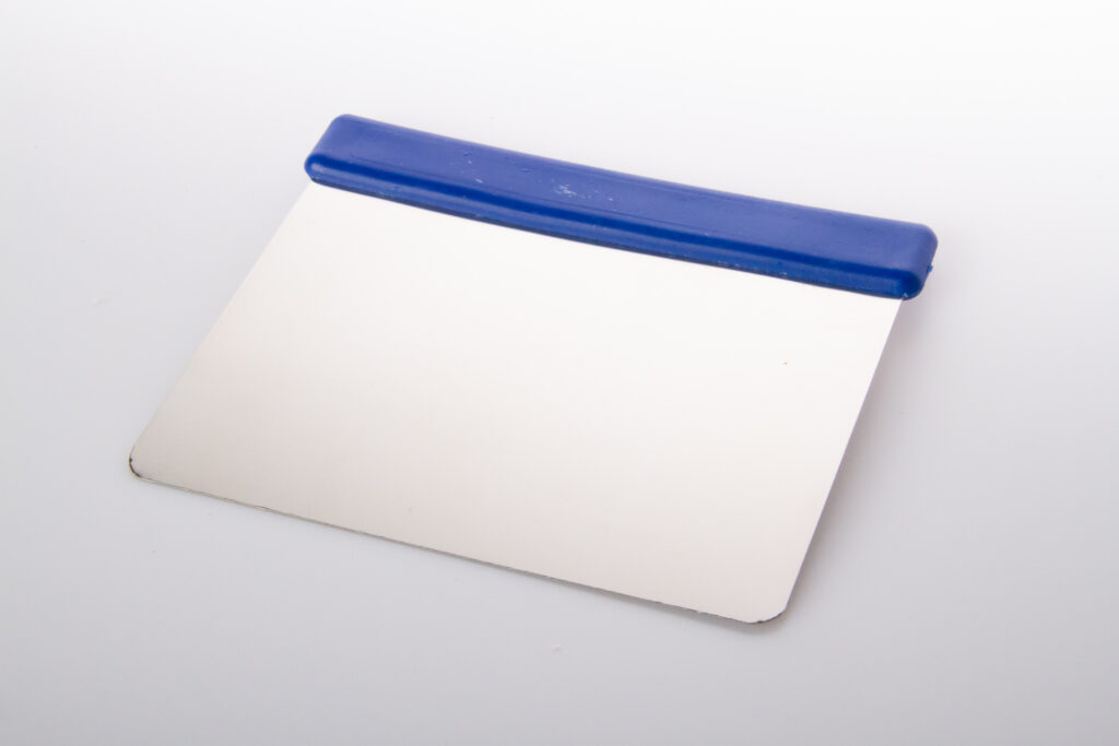 Metal Scraper | Flexible (Blue Handle) - Creeds Direct